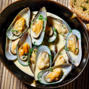 New Zealand Greenshell Mussel (Half Shell) 800g (sold per box) — HORECA ...